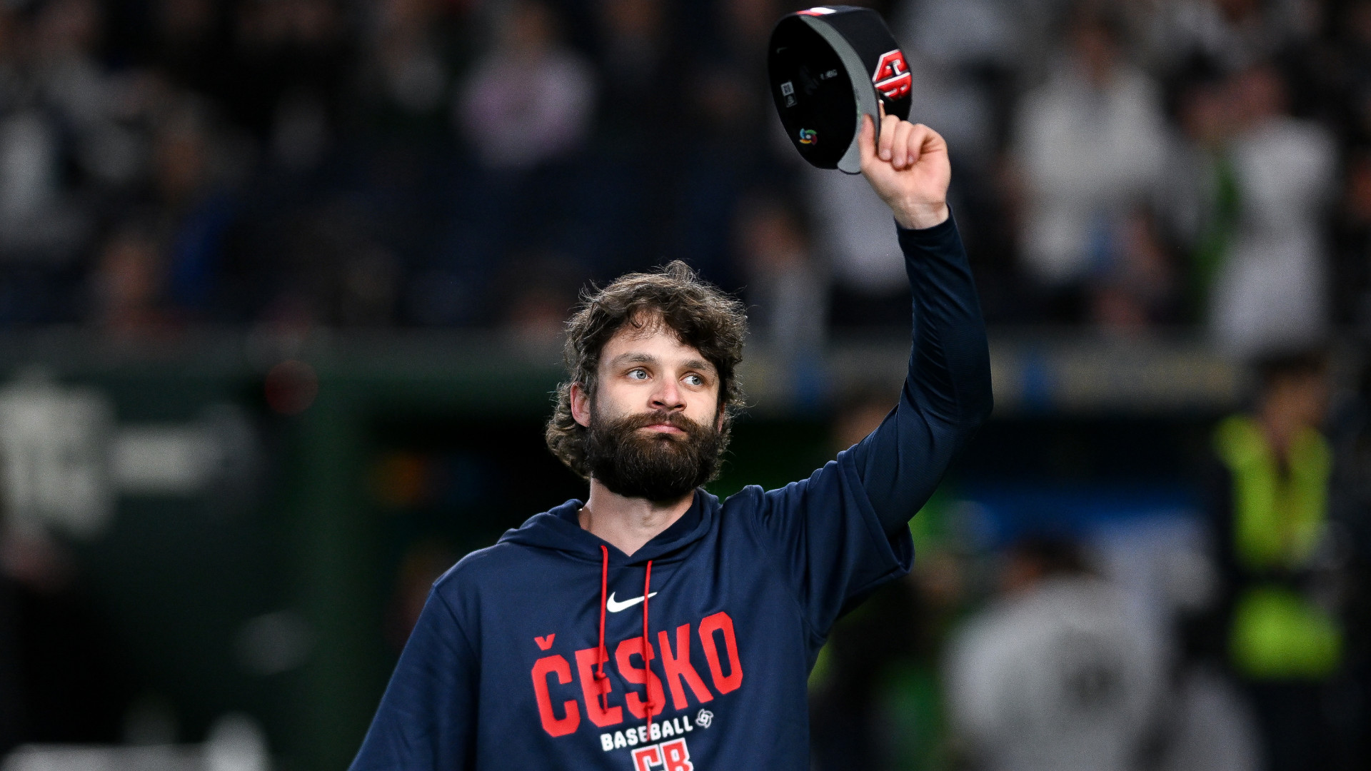 Czech pitcher who moonlights as electrician gets standing ovation after ...