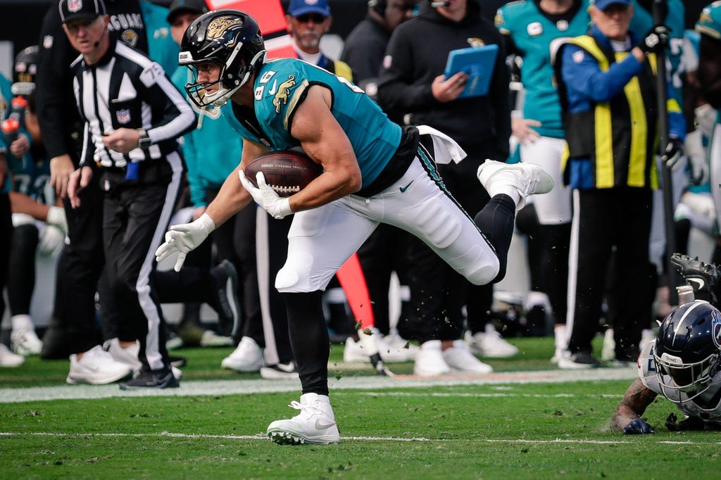 Who is Johnny Mundt? What Eagles' new TE means for Dallas Goedert return