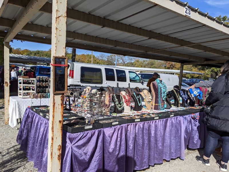 The gigantic flea market in Texas that once felt like an endless ...