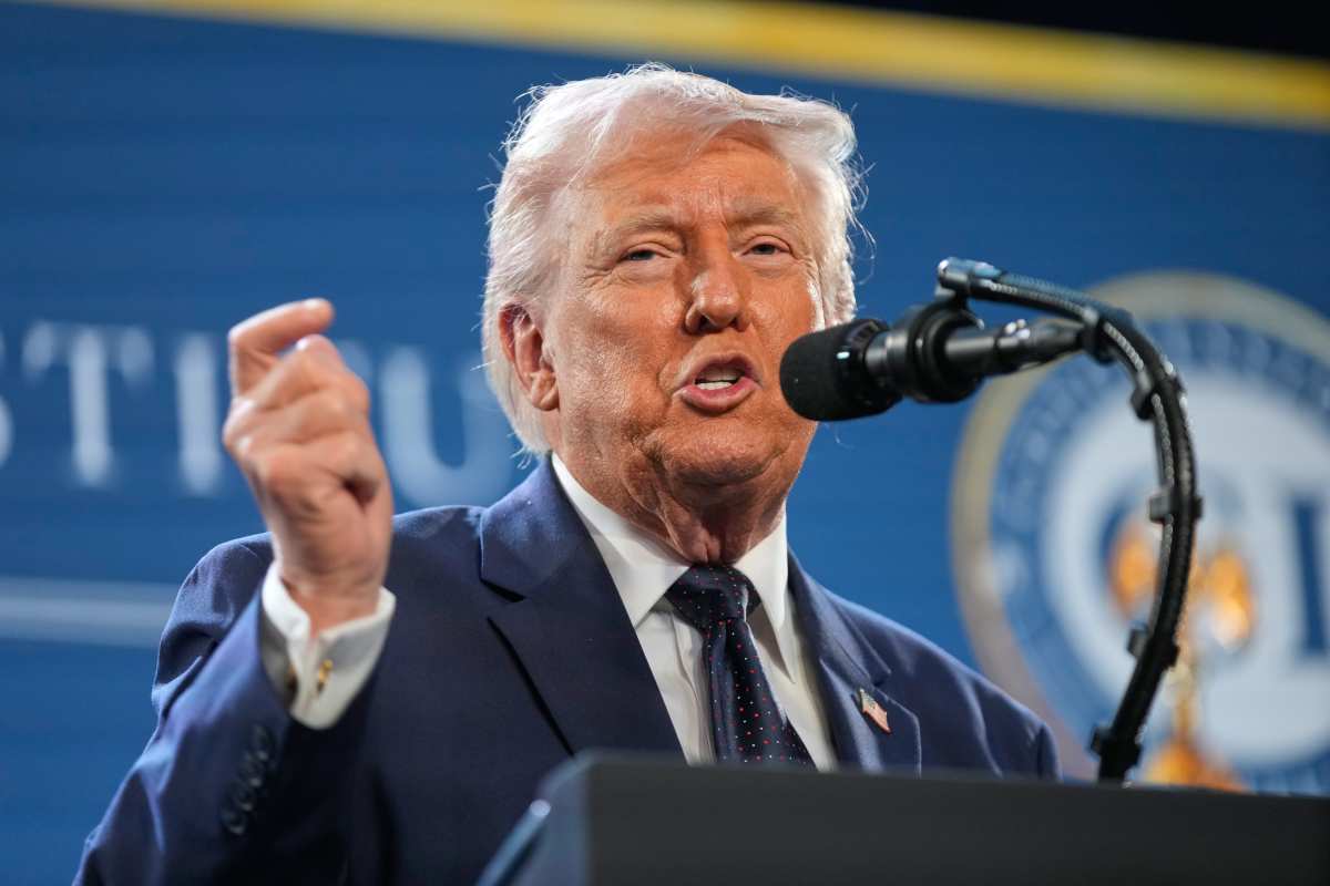 Trump backs Barry Moore in Alabama Senate primary as GOP race intensifies