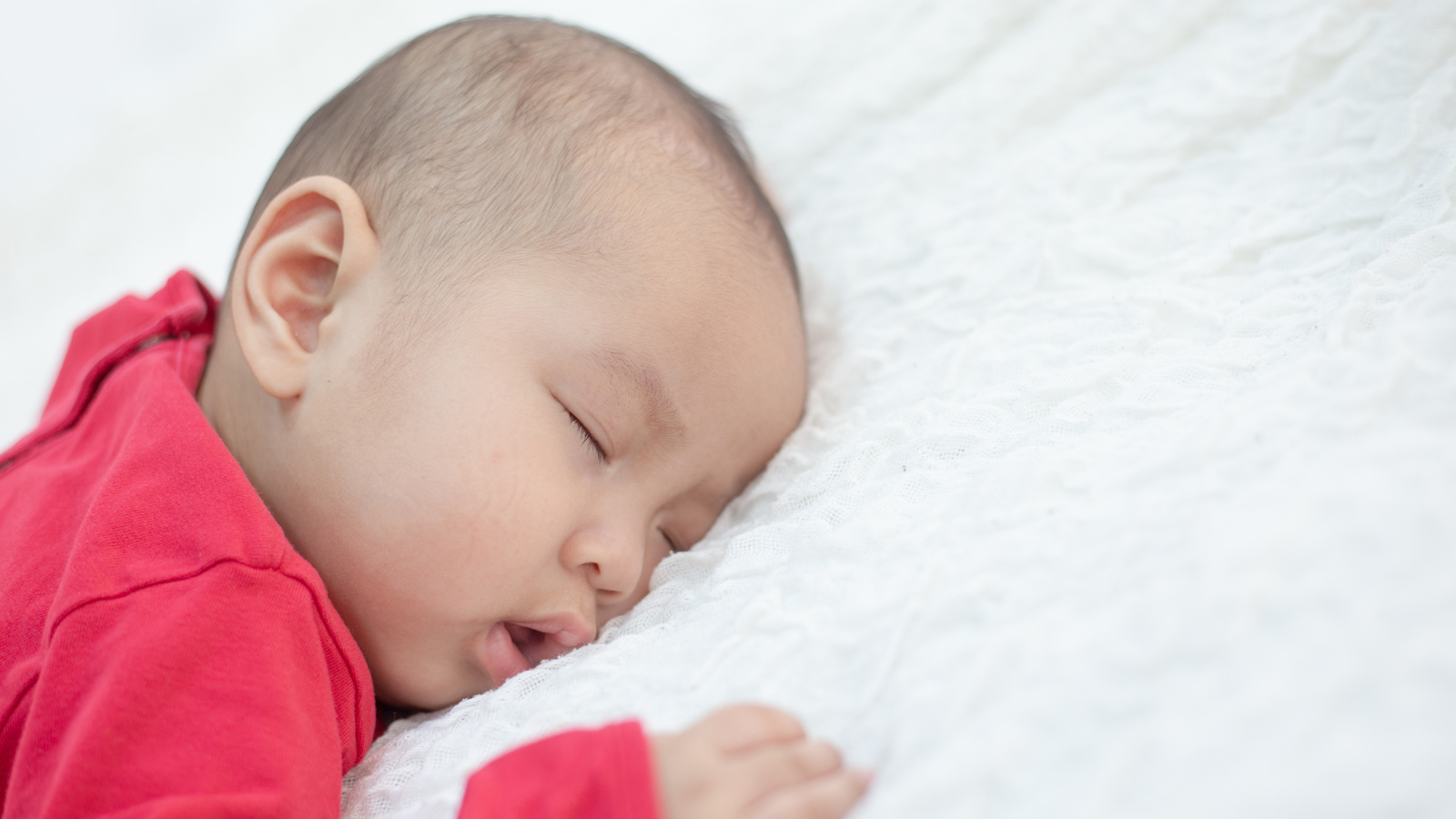 Why some babies are right-side or left-side lovers