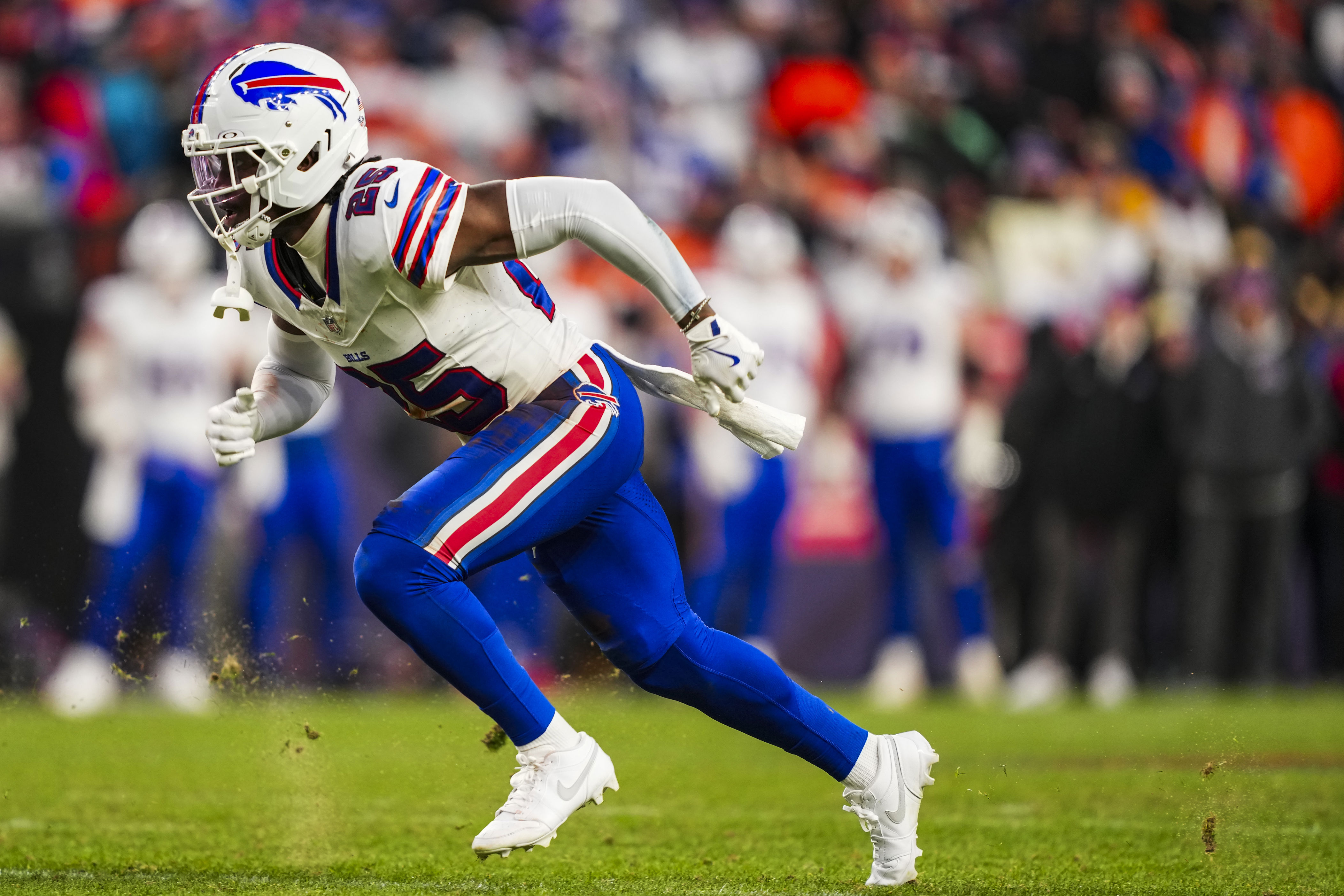 Darnell Savage Jr. leaves Bills for 1-year deal with Steelers