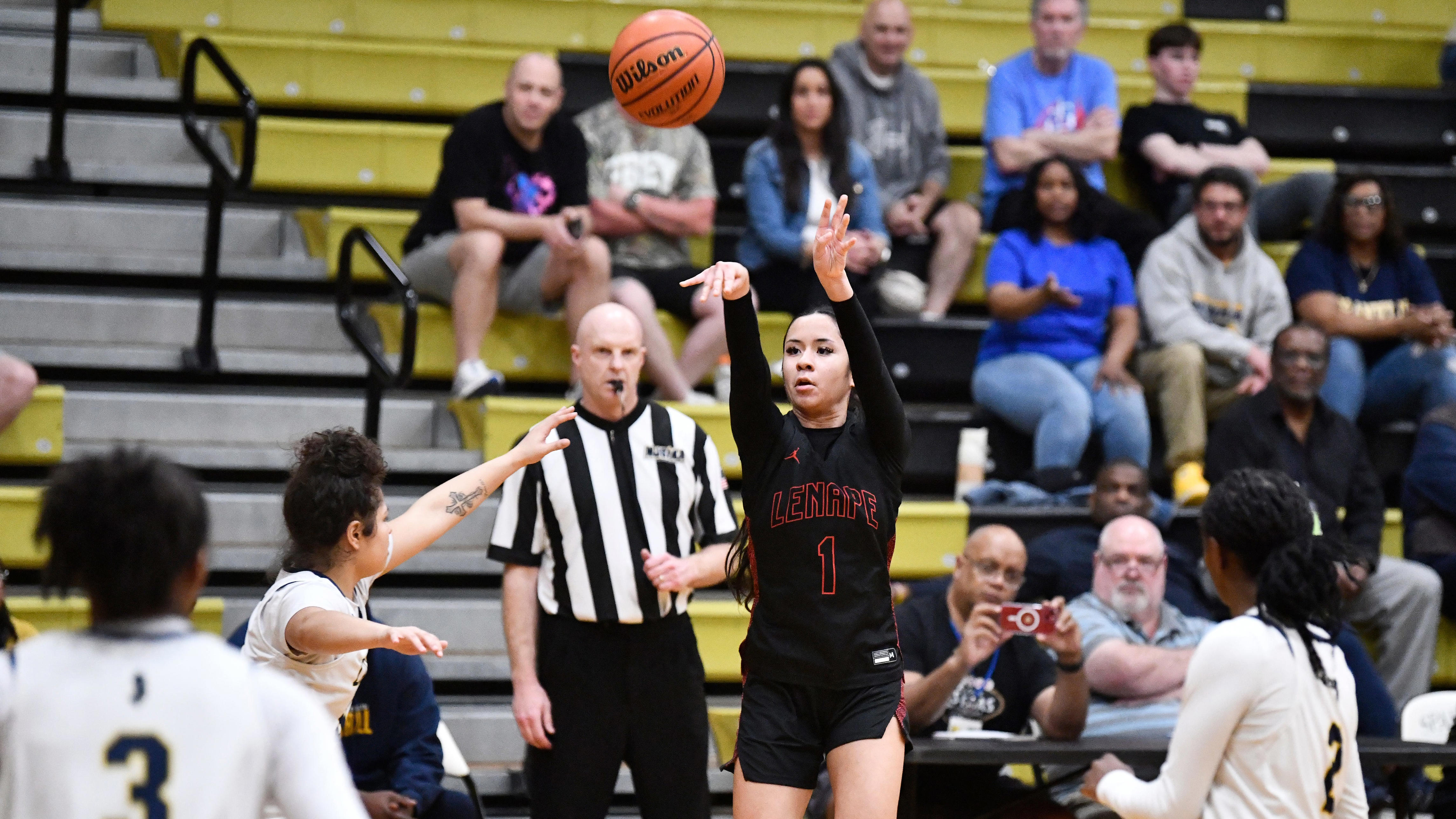 Epic Joe-Samuel game earns Lenape girls a return trip to state final