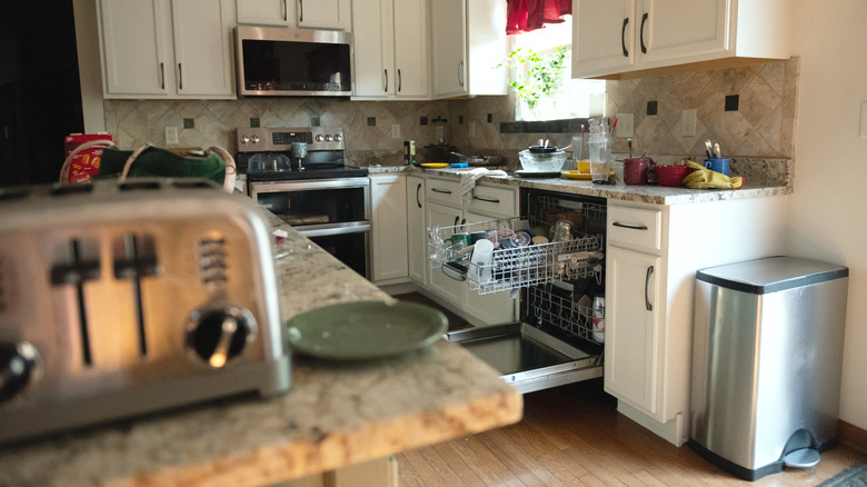 6 kitchen appliances worth buying used (and 6 you should buy new)