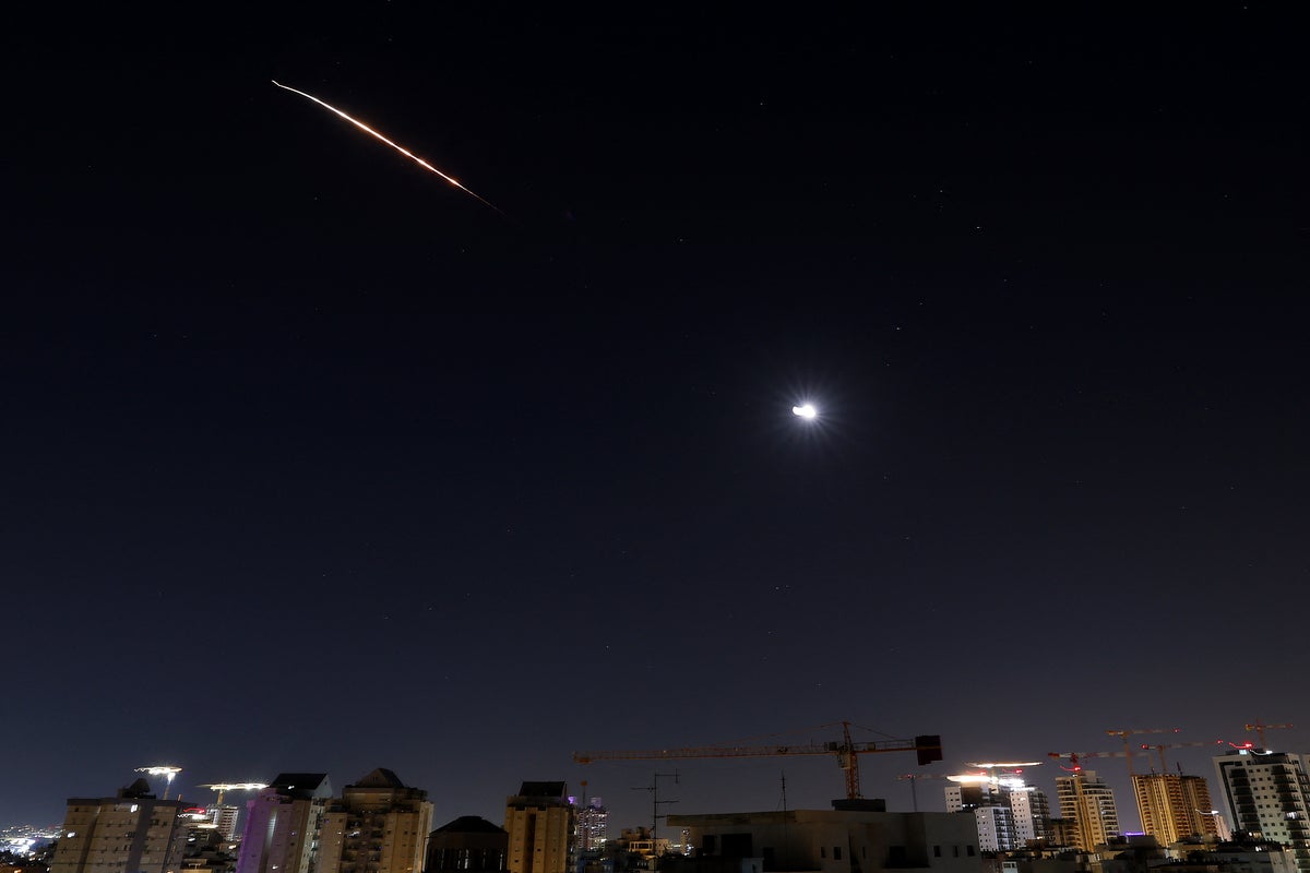 Iran-US war latest: Tehran launches 'most intense' barrage of missiles
