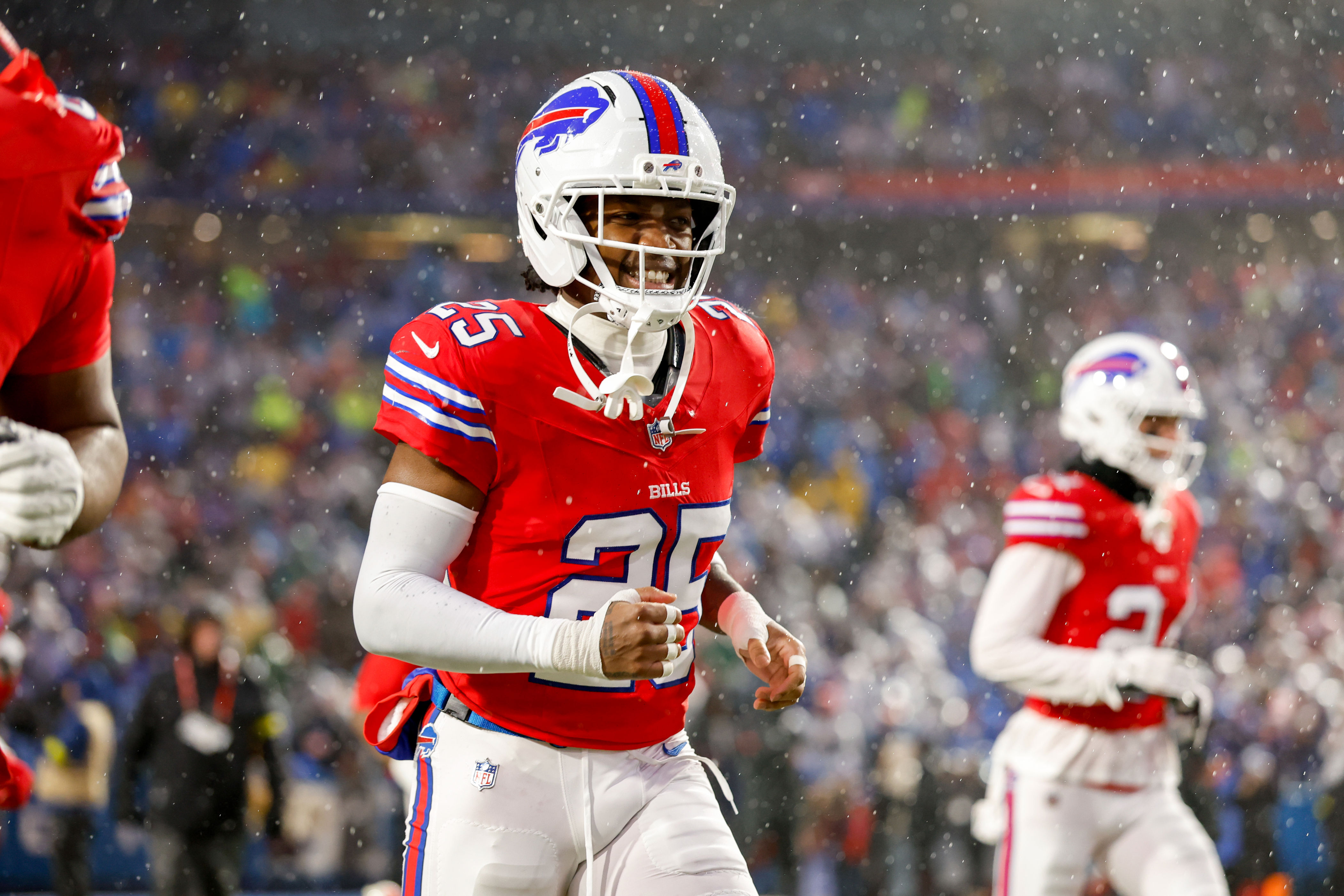 Steelers sign former Buffalo Bills safety