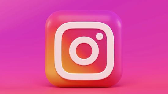 Instagram down: Thousands report issues with messages amid widespread ...