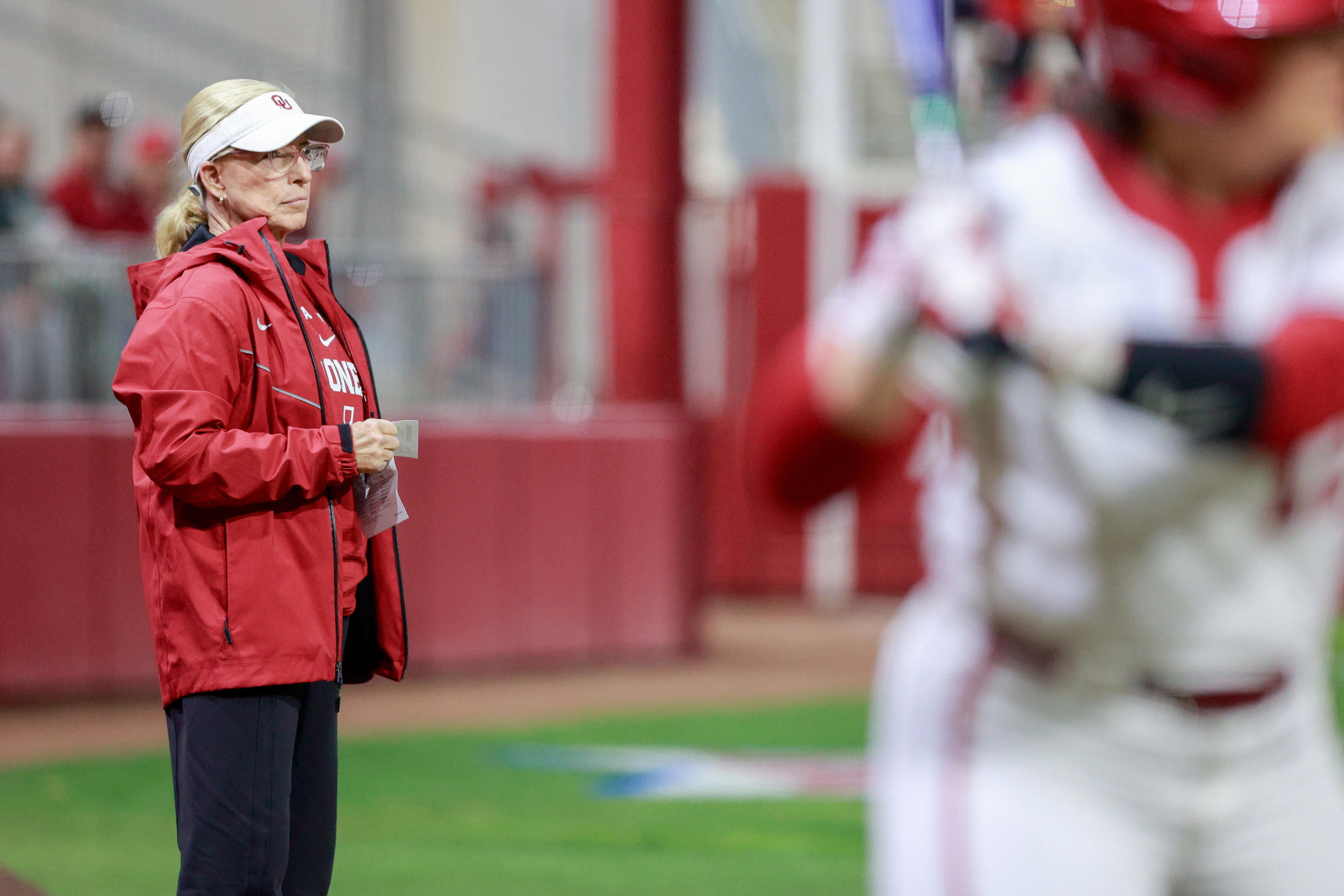 What channel is OU softball vs LSU on today? Time, TV for Sooners-Tigers