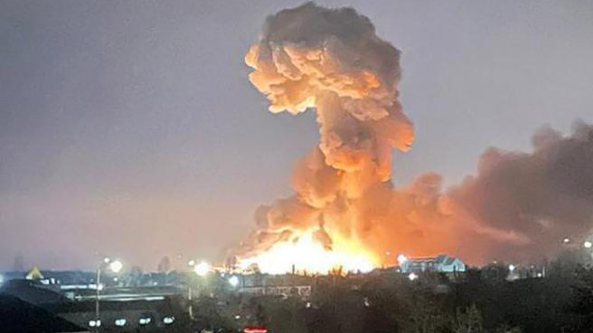 Droni su Zaporizhzhia e Kiev. Zelensky: "Sventata la grande offensiva ...