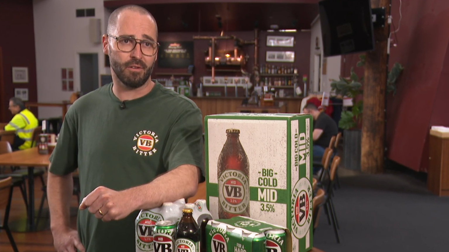 Pub owner warns price of a schooner will rise after tap beer hike