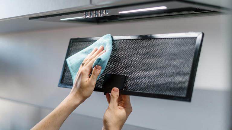 Don't let grease build up on your range hood — this method takes ...