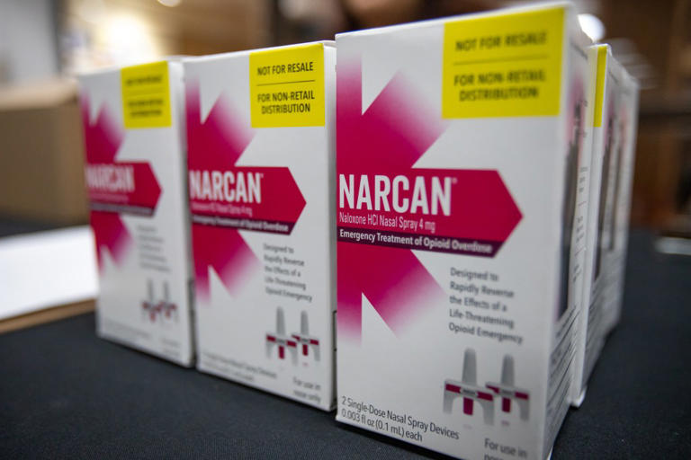 El Paso County seeks tree volunteers; UTEP installs Narcan machine