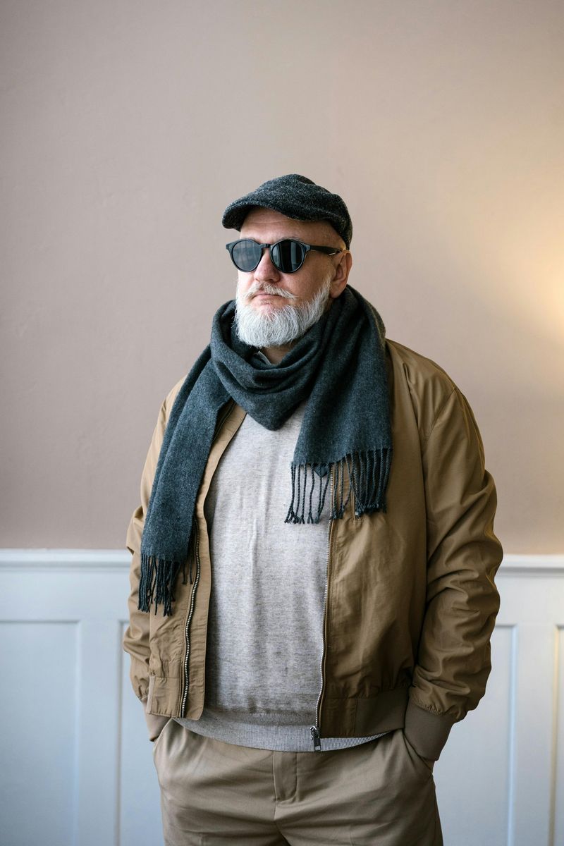 11 things older men do that instantly lower their appeal