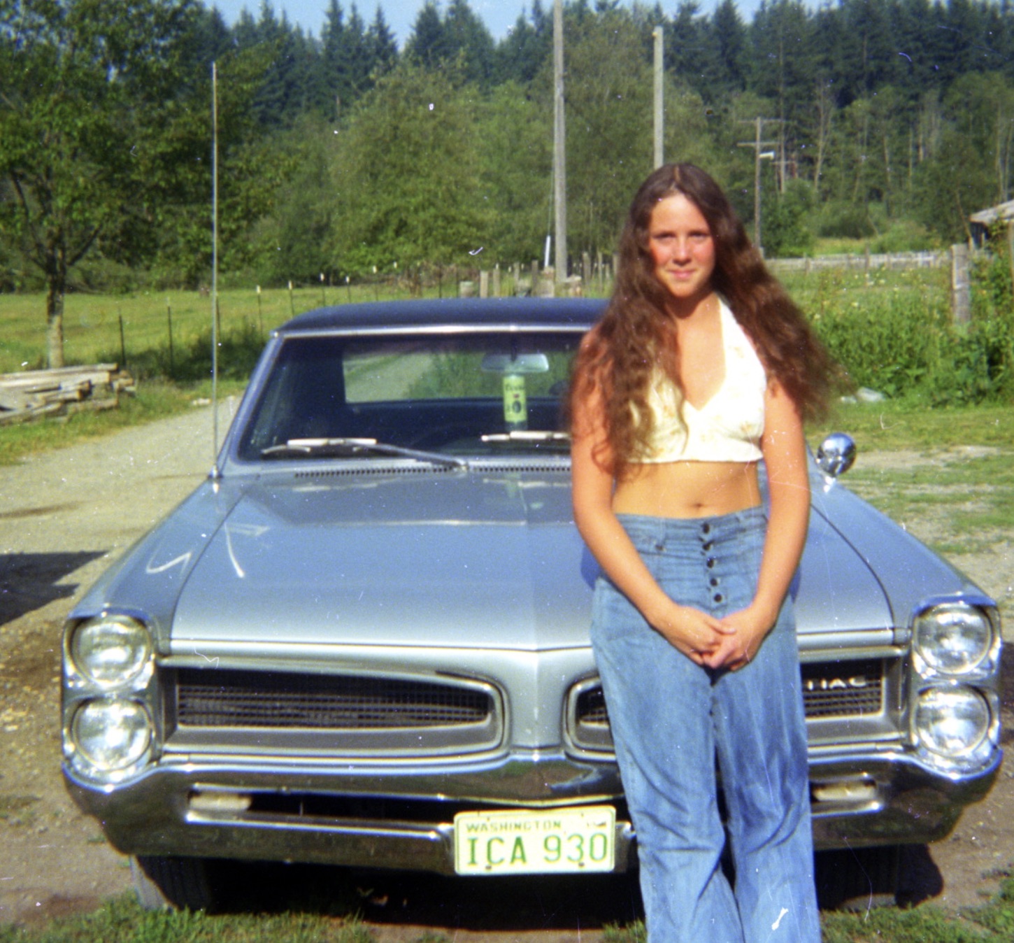 Cool photos remembering what life looked like in 1975