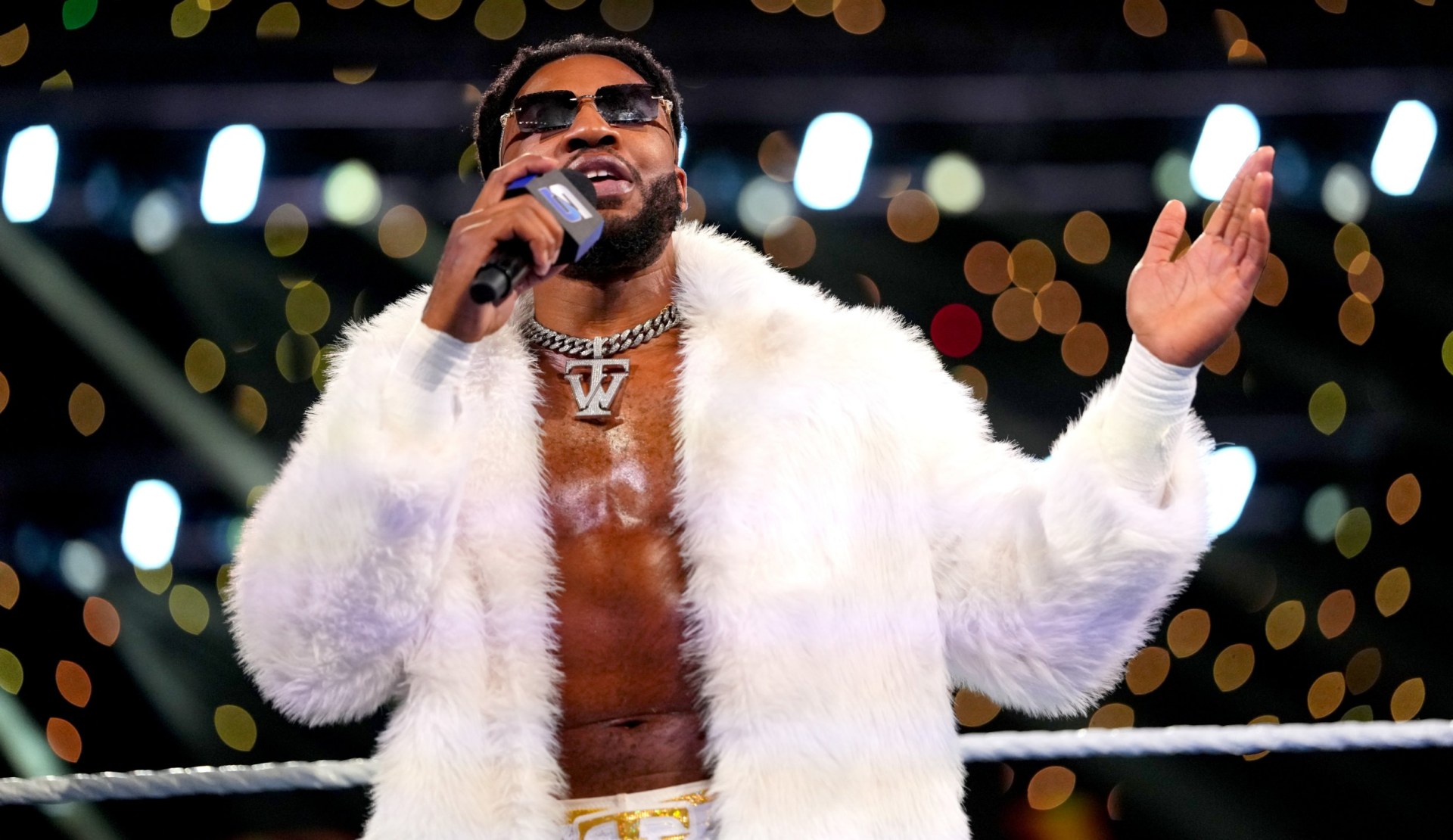 WWE Backlash 2026 early UK start time for history-making Netflix live ...
