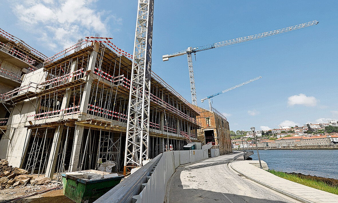 Investimento direto estrangeiro em Portugal cai 34,9% em 2025 para ...