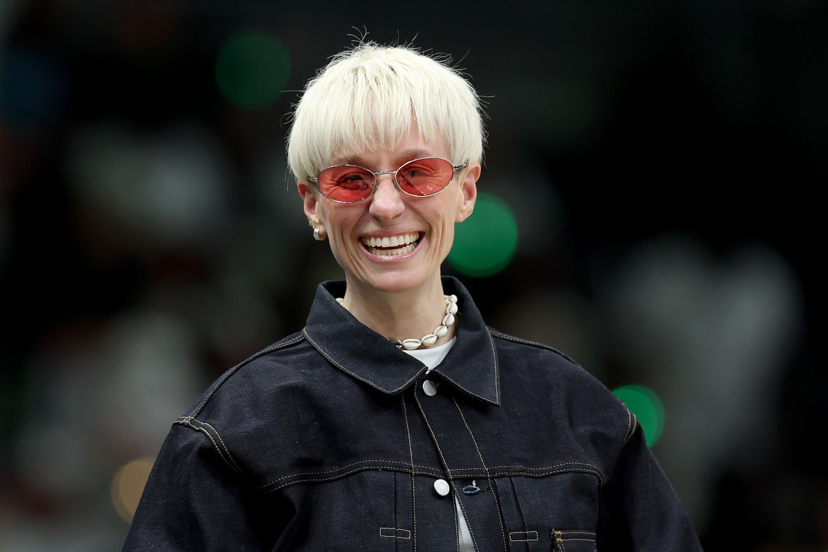 Megan Rapinoe says Trump 'used' US men's hockey team during viral phone ...