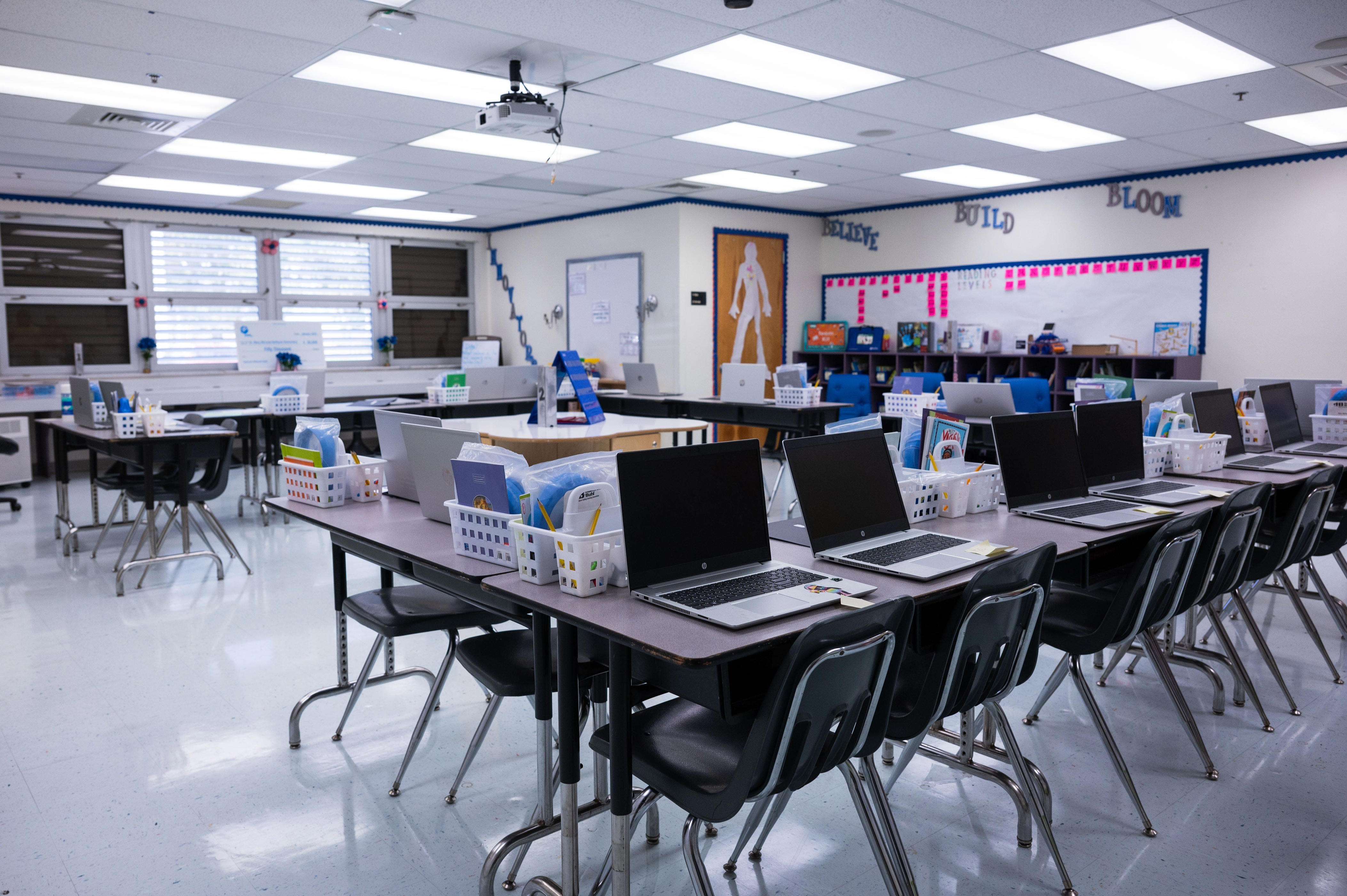 Florida lawmakers take pause on school voucher overhaul