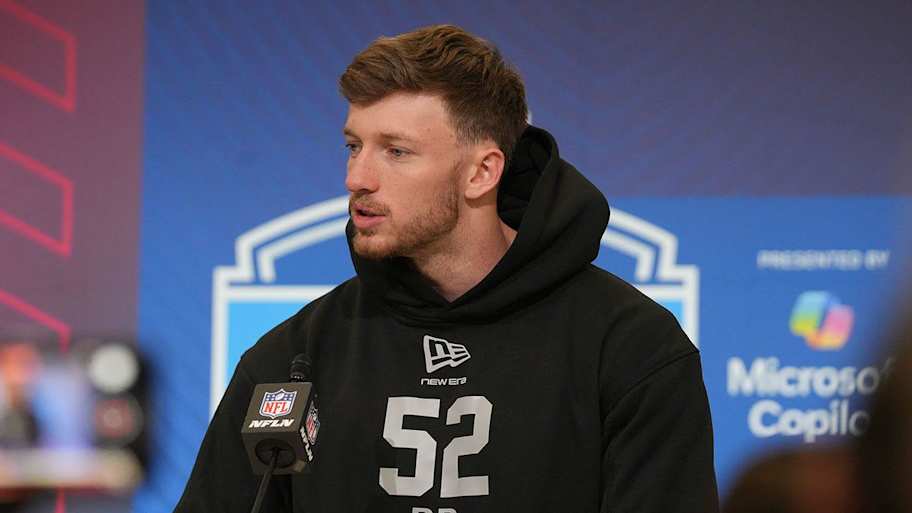 Dillon Thieneman turns heads with 40-yard dash attempt