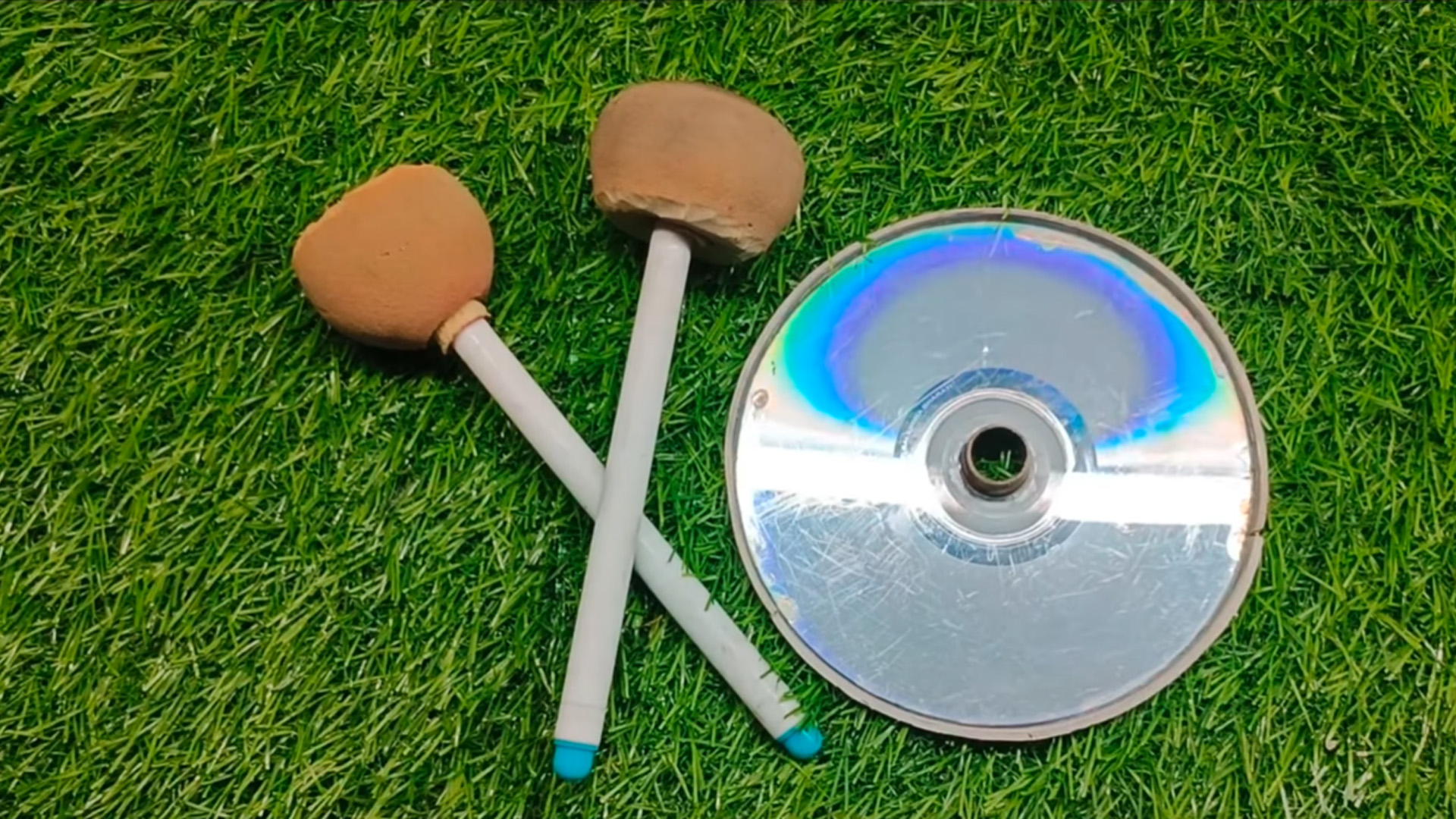 Turning waste into essential art and craft tools
