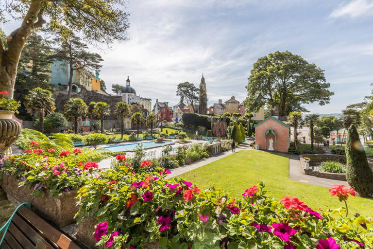 Quirky Welsh village with Italian buildings and palm trees is a slice ...