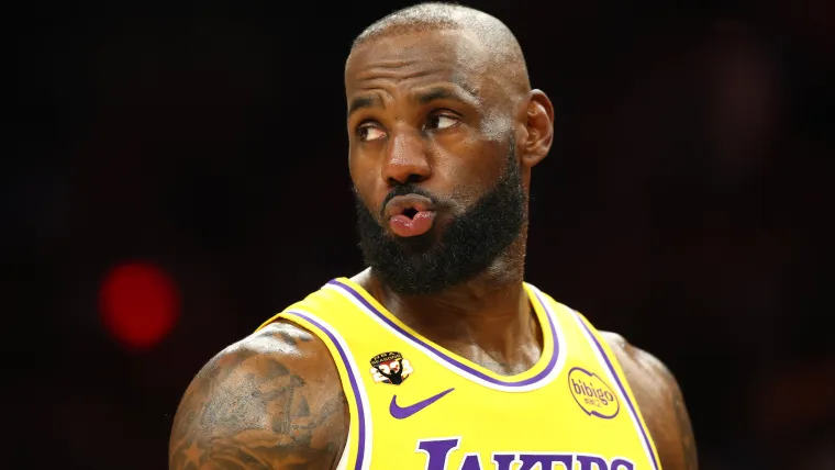 Did LeBron James shave his beard? NBA fans lose their minds over fake post