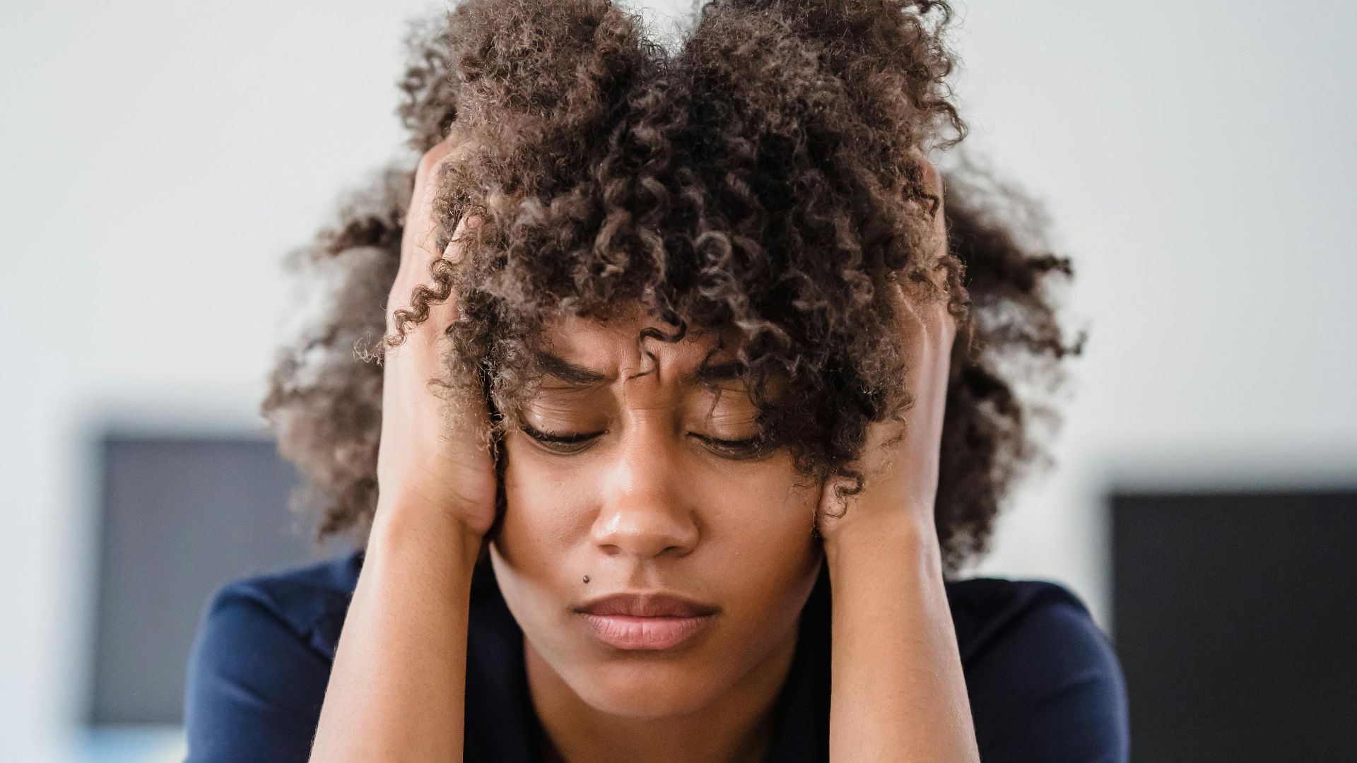 The cortisol panic: 10 things that raise it & 10 that lower it