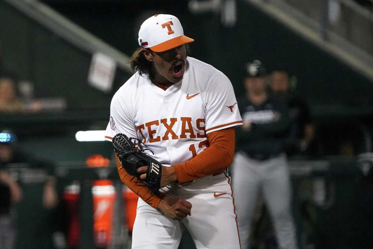 Texas baseball score updates vs Coastal Carolina: Longhorns play ...