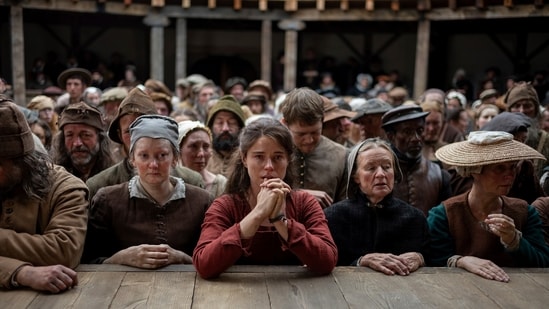 Hamnet review: Jessie Buckley conjures up the performance of a lifetime ...