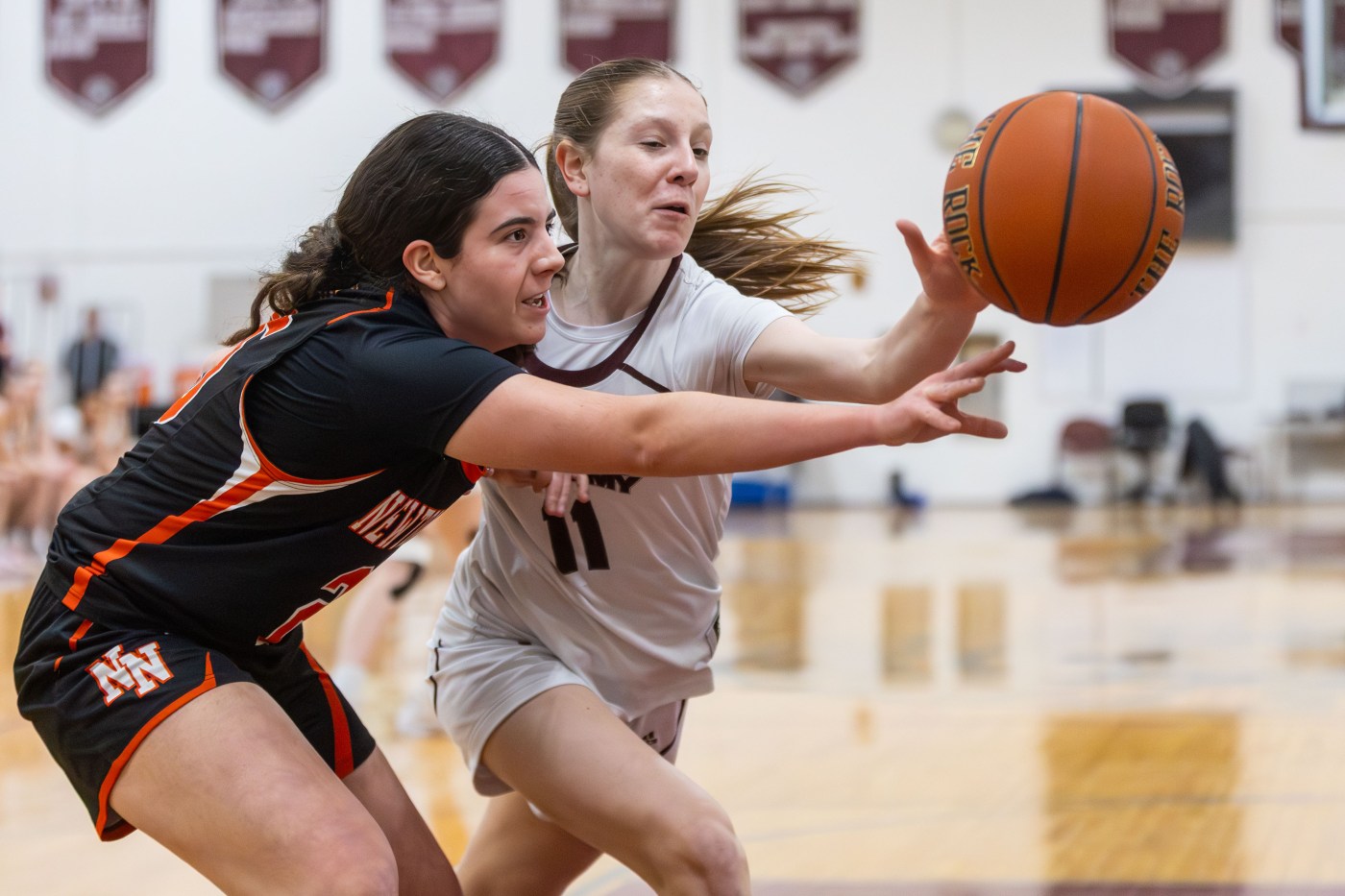 High school roundup/scores: Anna Freeman nets 1,000th point, leads ...