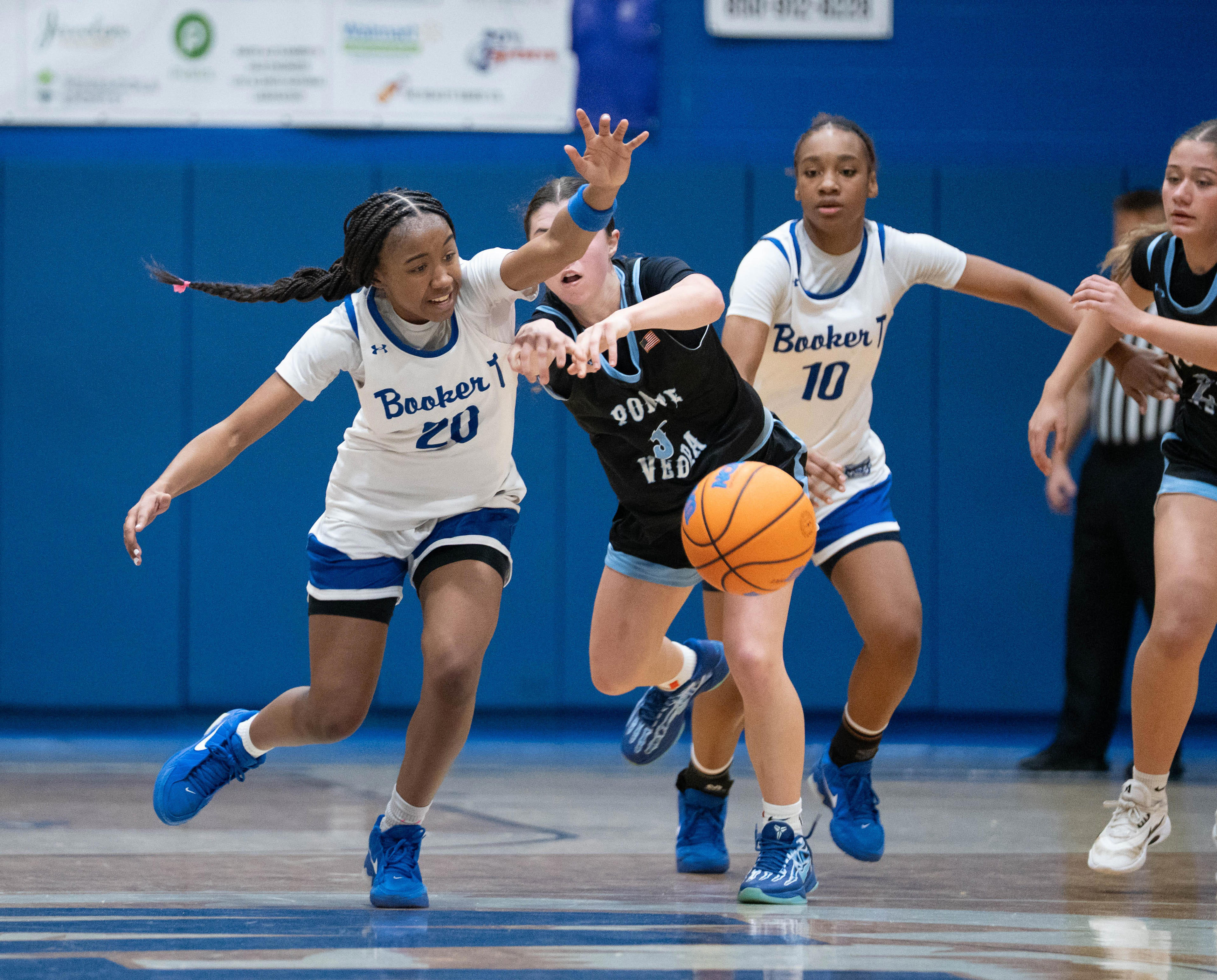 Booker T Washington girls basketball team's love for defense leads to ...