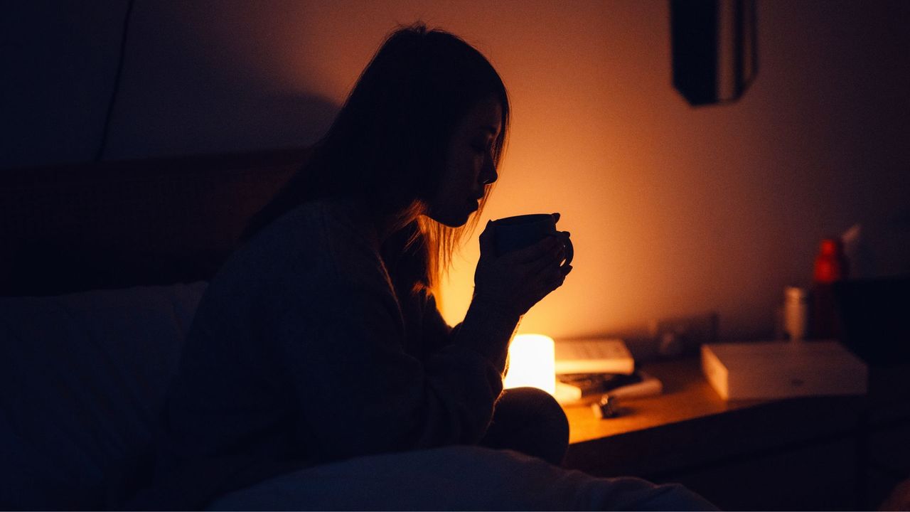 I diagnose sleep disorders - this is the one symptom people always miss ...