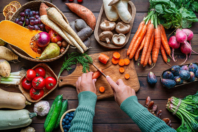 A nutritionist explains what to eat if you’re not feeling well