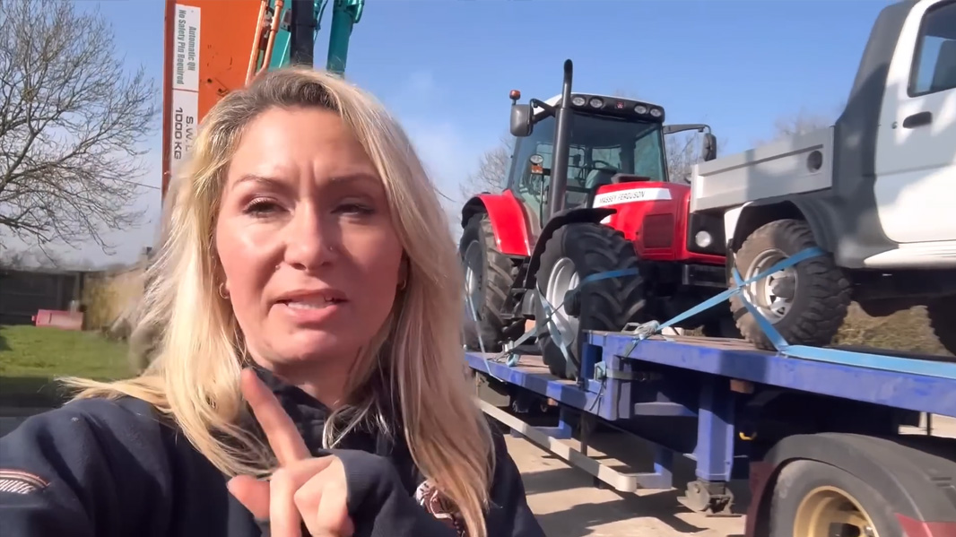 Loading compact pickups and massive tractors on stepframes