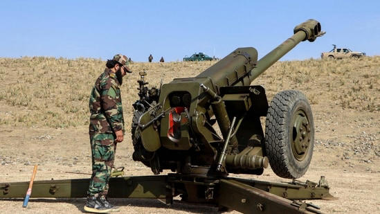 Pakistan pilot captured alive: Afghan military says PAF fighter jet ...