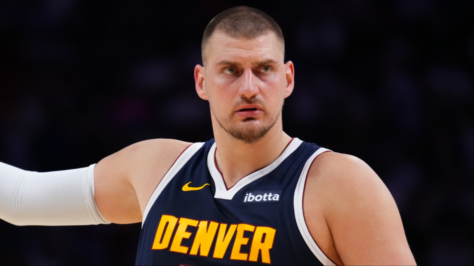 Nikola Jokic se vuelve viral por su acalorada reacción en el partido ...