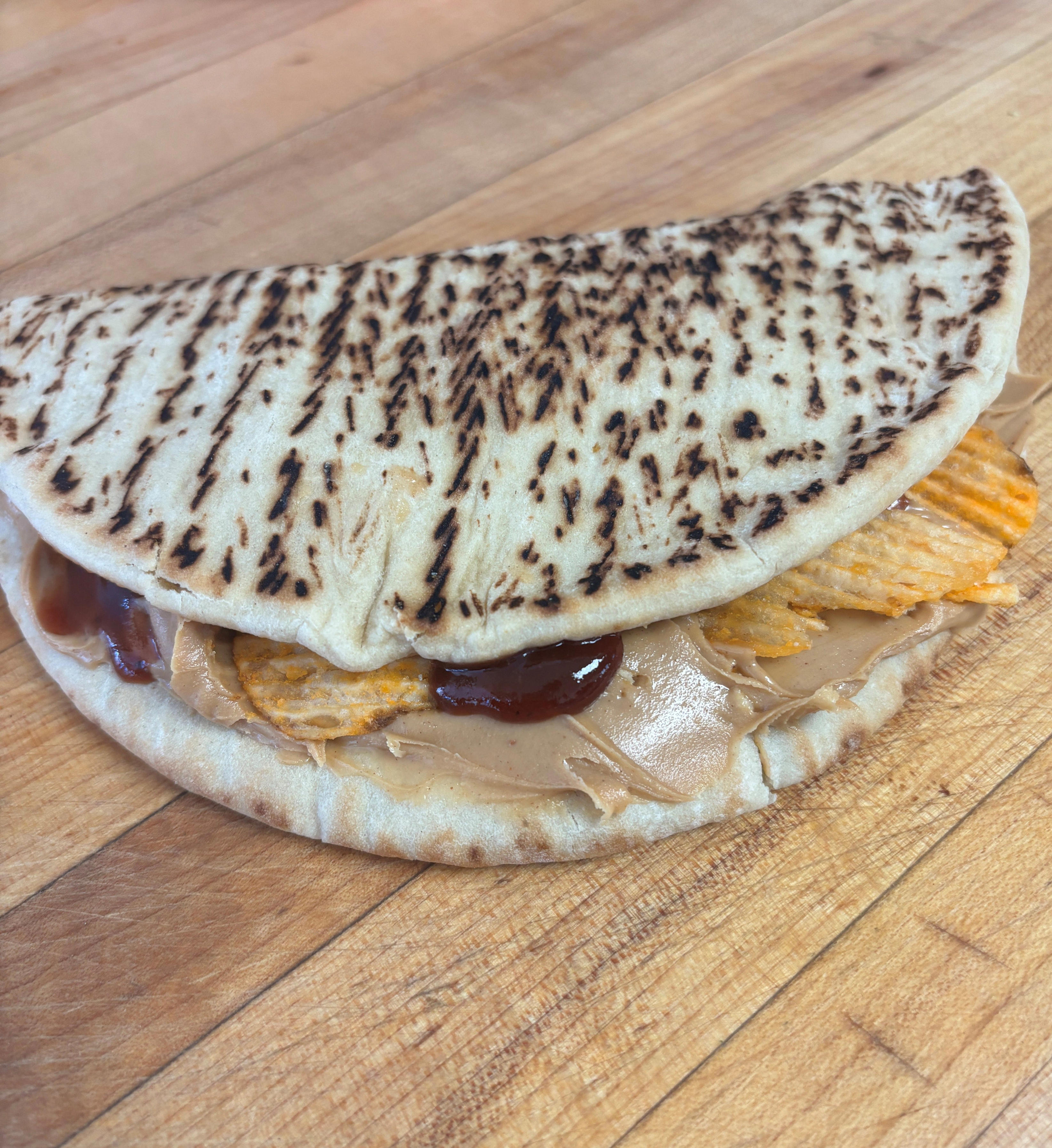 Jeff Daniels' favorite sandwich sounds so weird, we had to try it