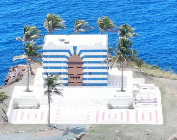 Depraved billionaire Jeffrey Epstein's memory erased from 'temple' on ...