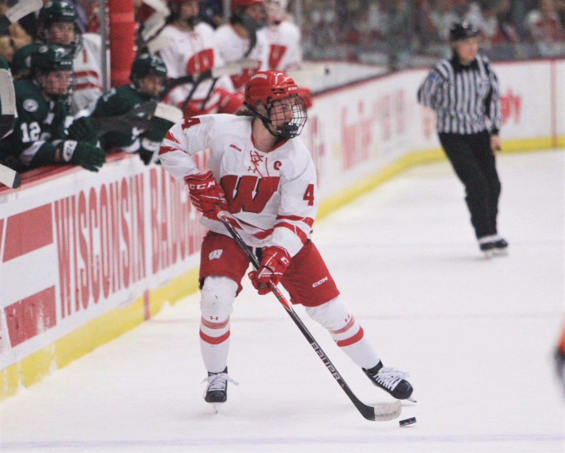Donald Driver, UW women's hockey star Caroline Harvey highlight AmFam ...