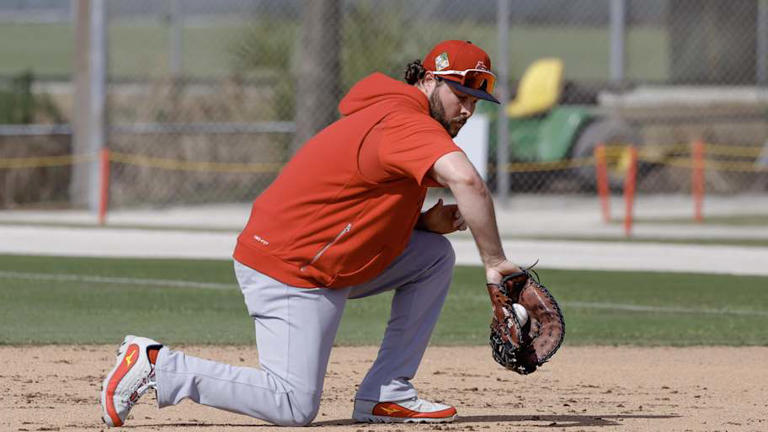 Cardinals’ Alec Burleson opens up about new challenge in 2026