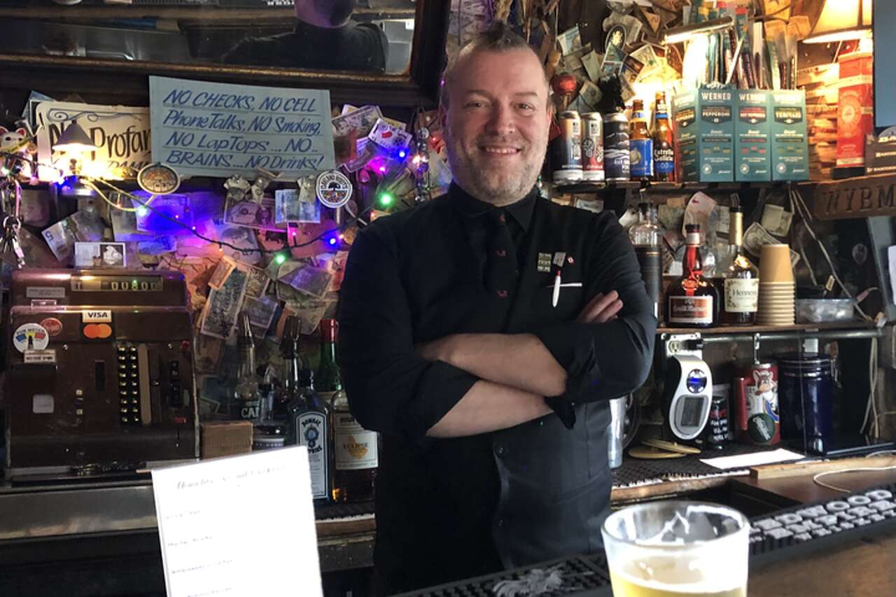 Stories flow like beer at Oakland saloon where Jack London charted his ...