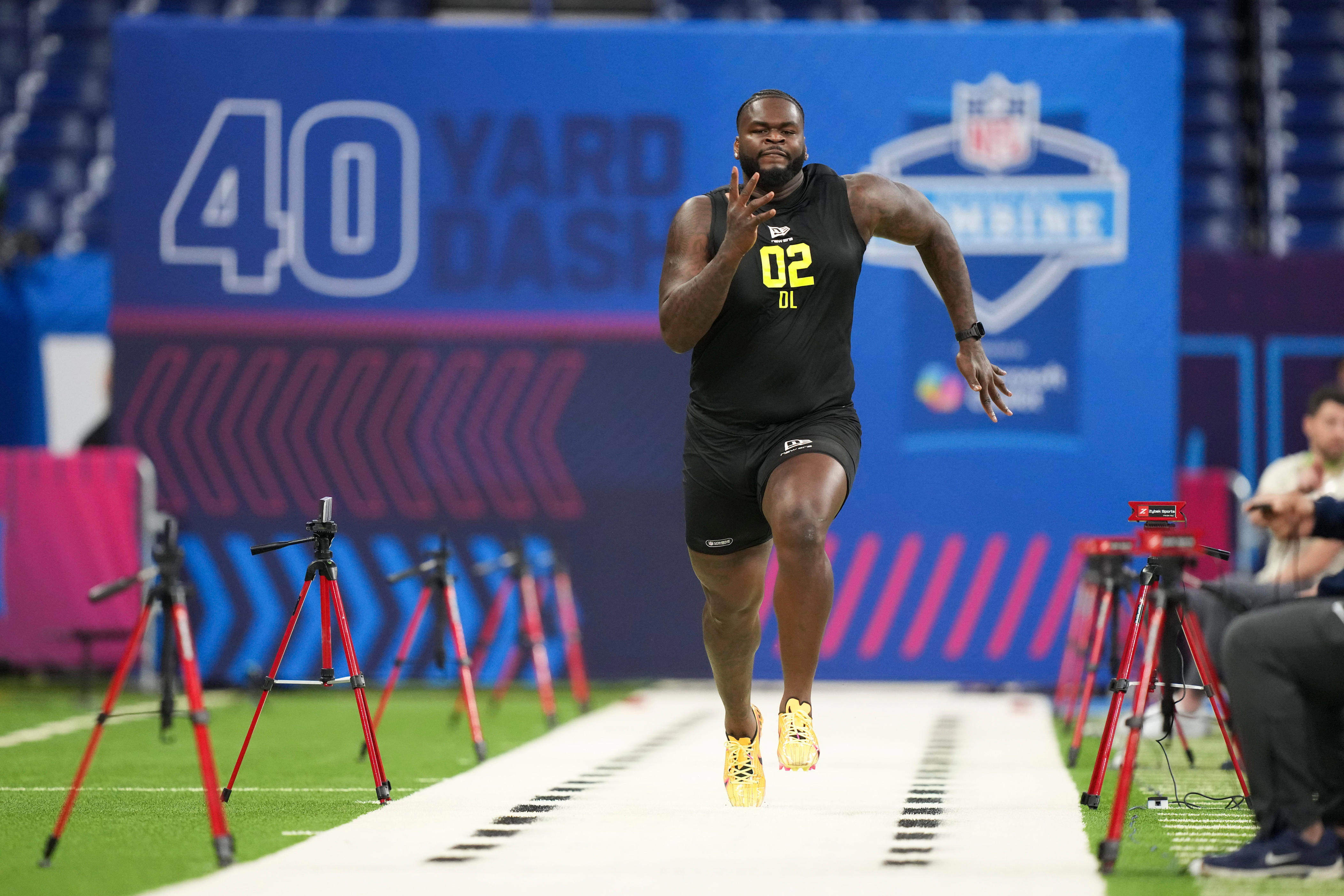 Former Florida Gator Caleb Banks a 'top riser' at NFL combine