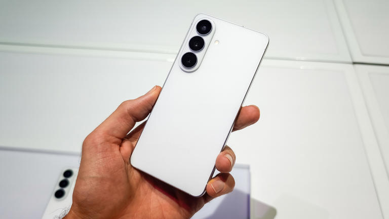 Vivo X300 FE review: A pocketable charmer