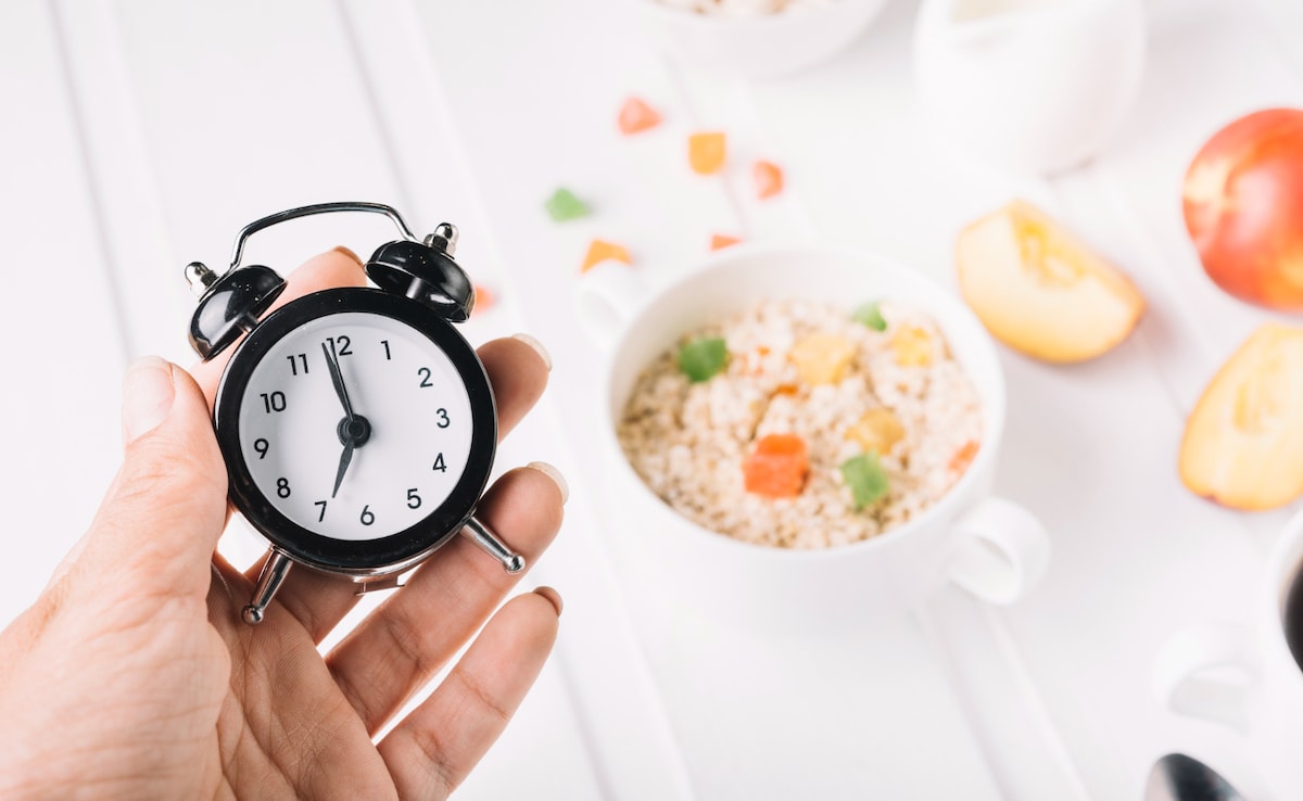 Nutritionist shares ideal timings to eat everyday foods for better health