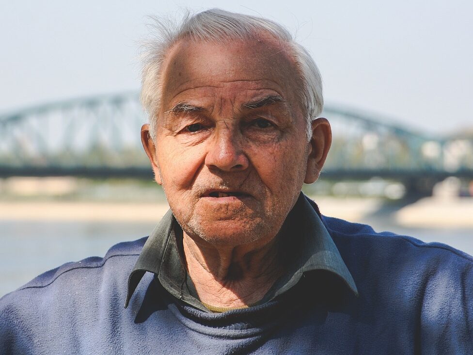 15 reasons some older people choose to stay single