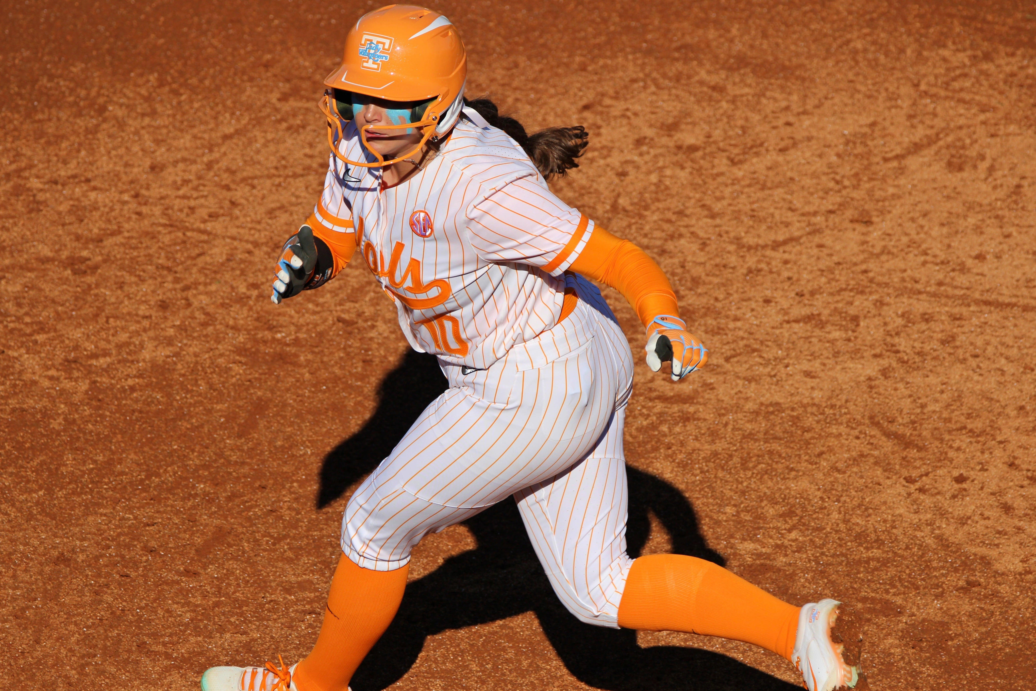 Tennessee softball ranked top 10 after Ole Miss series loss