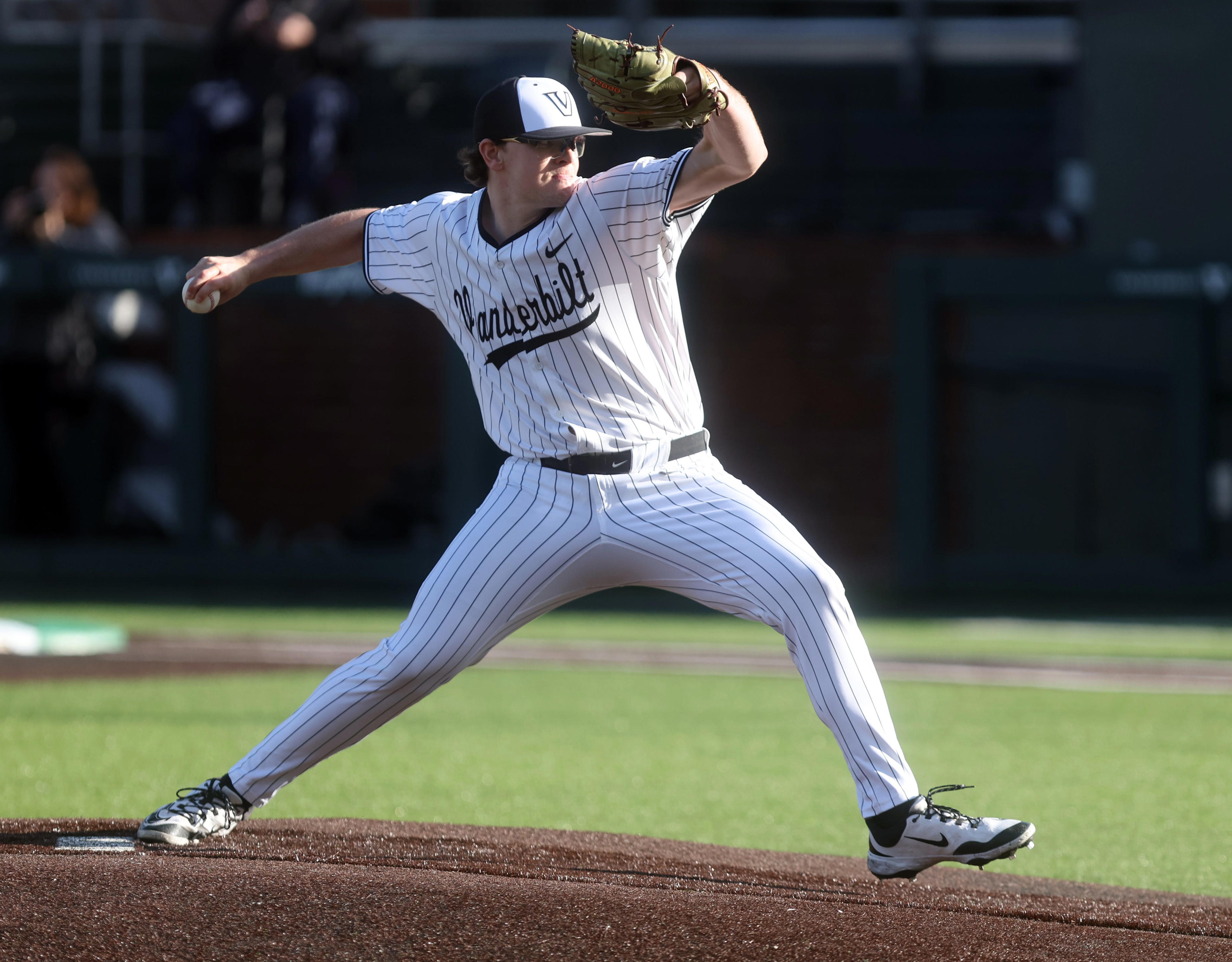 England Bryan, Austin Nye, Colin Barczi injury updates for Vanderbilt ...