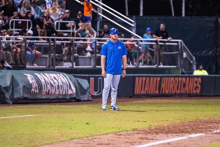 Two assistants depart Florida baseball after falling short of CWS