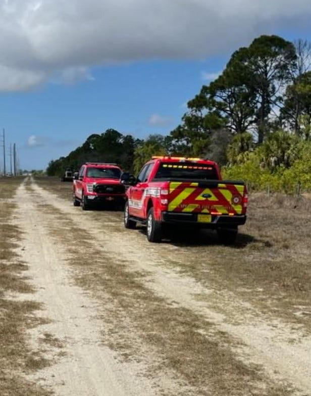 14-acre fire burns in Cape Coral, closing roads
