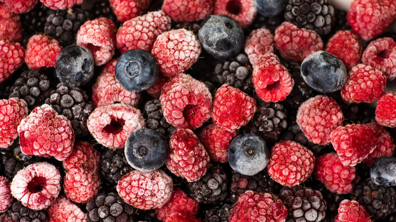 14 mistakes everyone makes with frozen fruit
